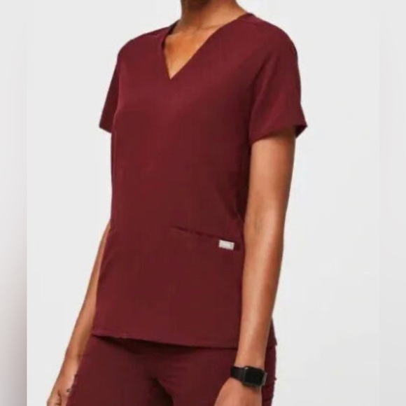 Figs | Tops | Figs Technical Collection Scrub Top Size Xs | Poshmark